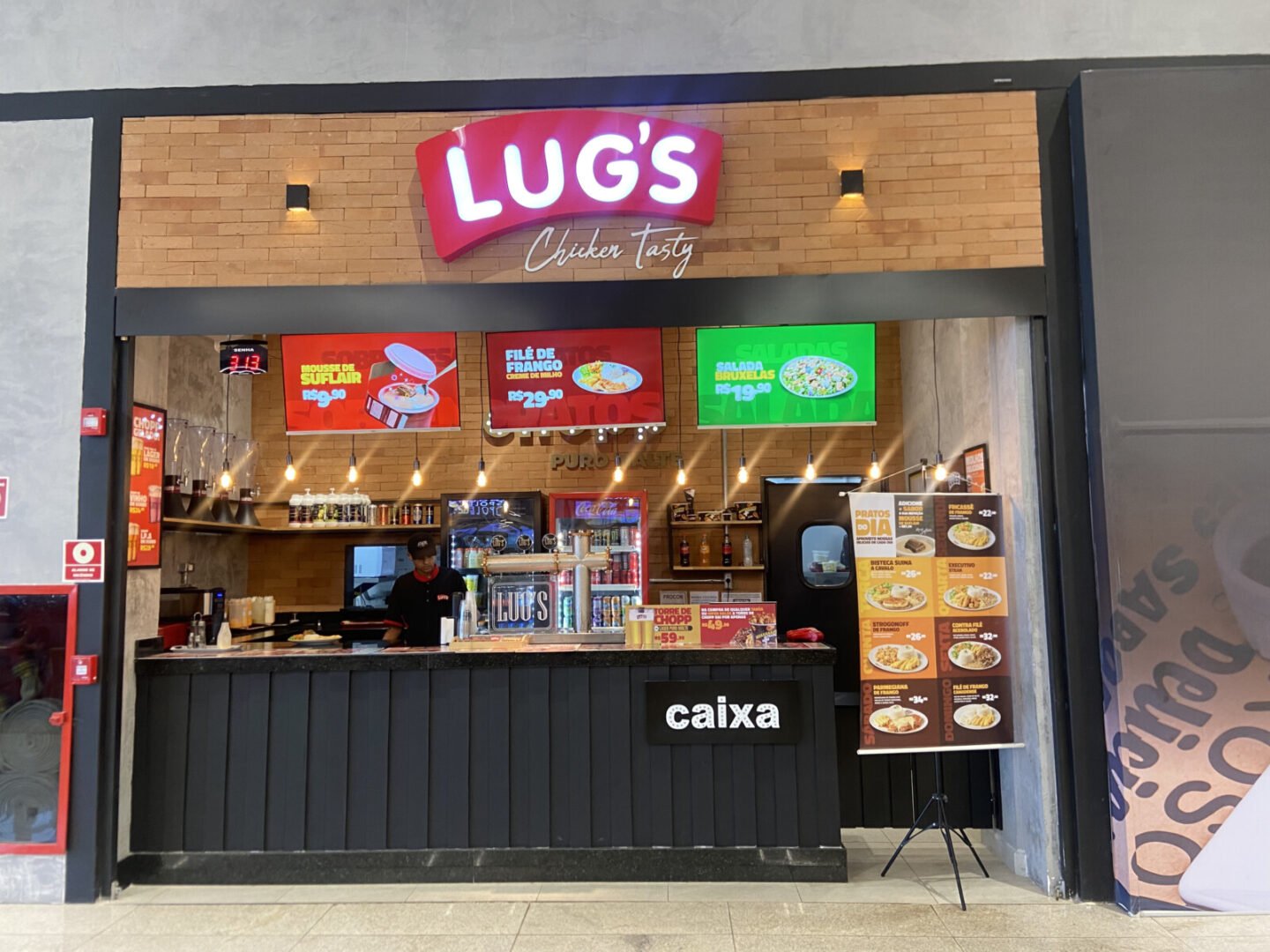 Lug’s - Shopping Plaza Rio das Ostras